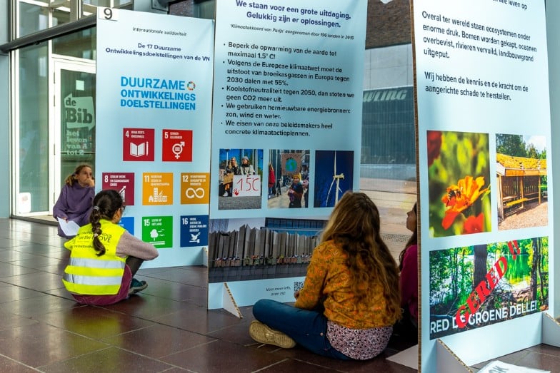 Grandparents bridge generations with climate exhibition for children